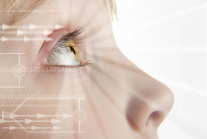 BIONIC Lens that will give you a superhuman vision of 8 minute surgery
