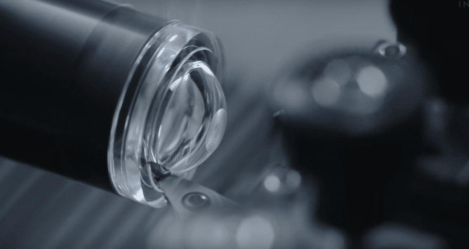 Scientists Develop 'Smart' Contact Lenses That Can Treat Glaucoma